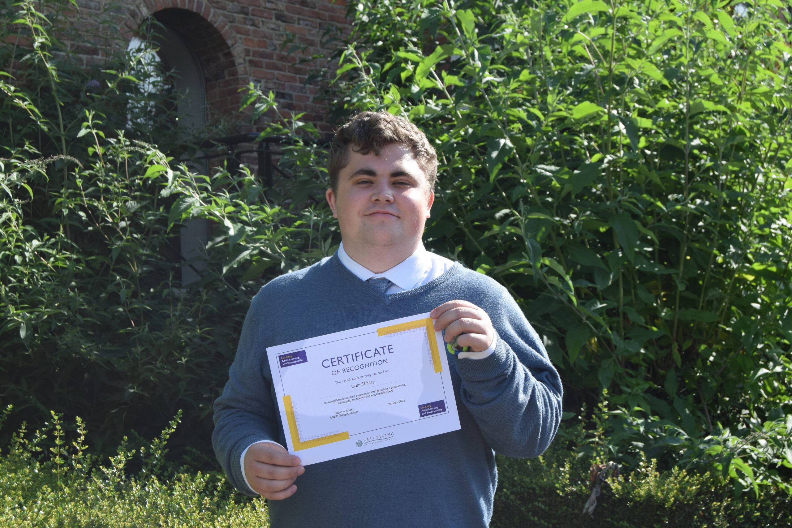 Liam, Trainee Business Travel Consultant, Recognised with Award